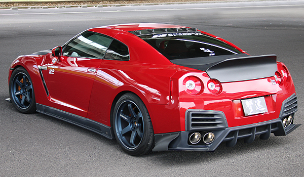 エアロパーツのCHARGESPEED-チャージスピードGT-R R35 2007-2016バンパーTYPEエアロ激安、格安、最安HIRANO ...